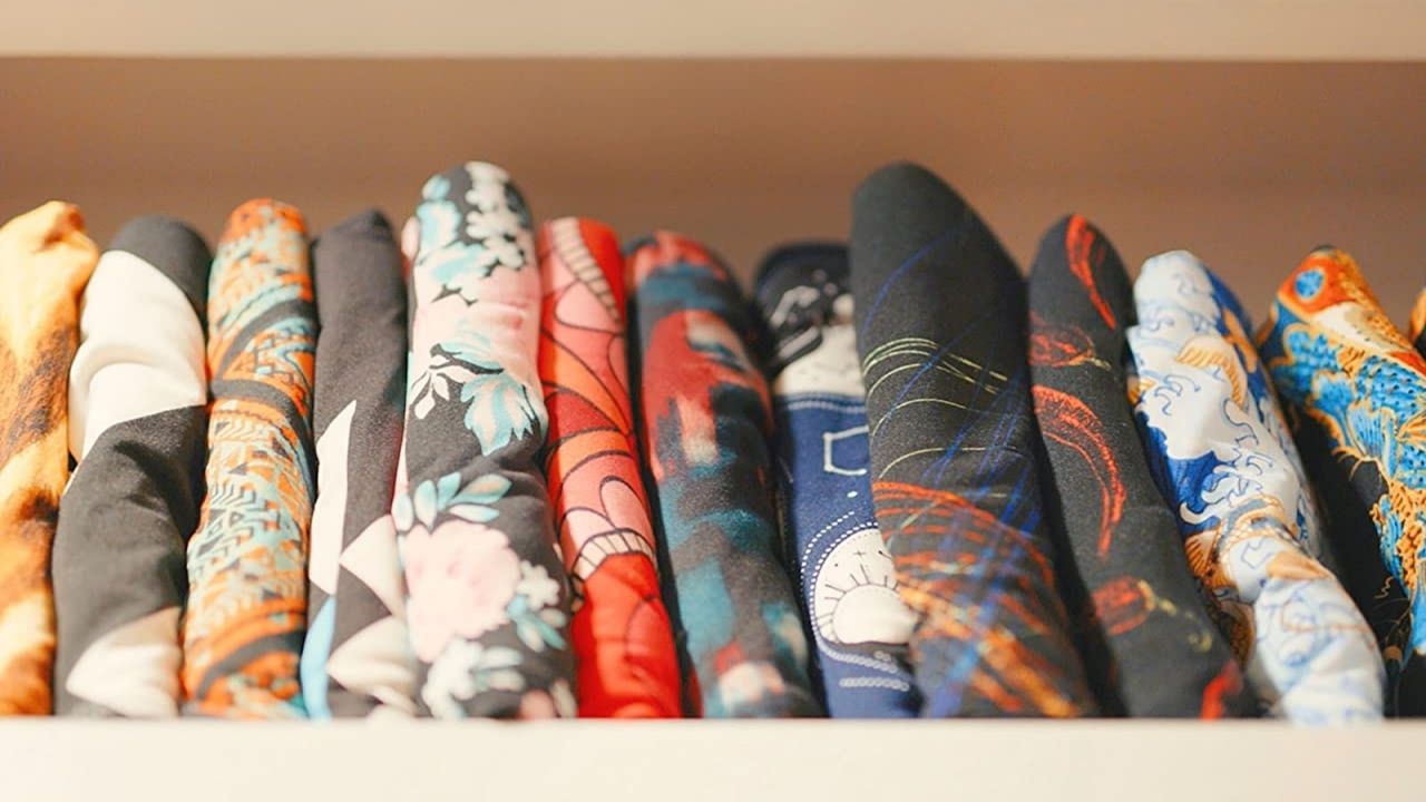 LuLaRich - When Is an MLM Actually a Pyramid Scheme?